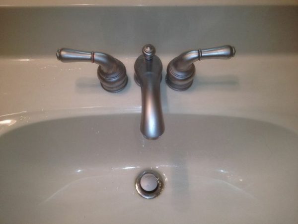 How to Fix A Stiff Faucet Handle That Hard to Turn-WEWE Kitchen Faucets